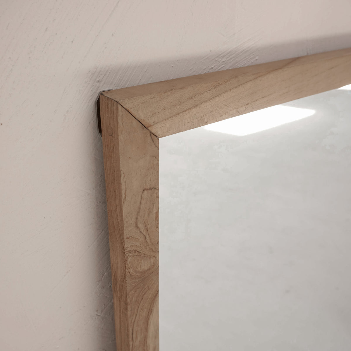 Sequoia Mirror – Elements Concept Interior